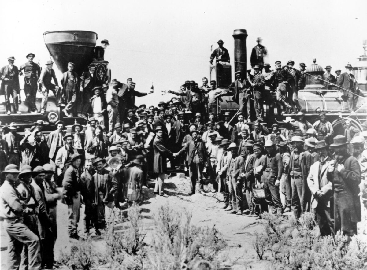 The TX. 10: Fun facts about ‘wedding of the rails’ | News, Sports, Jobs ...